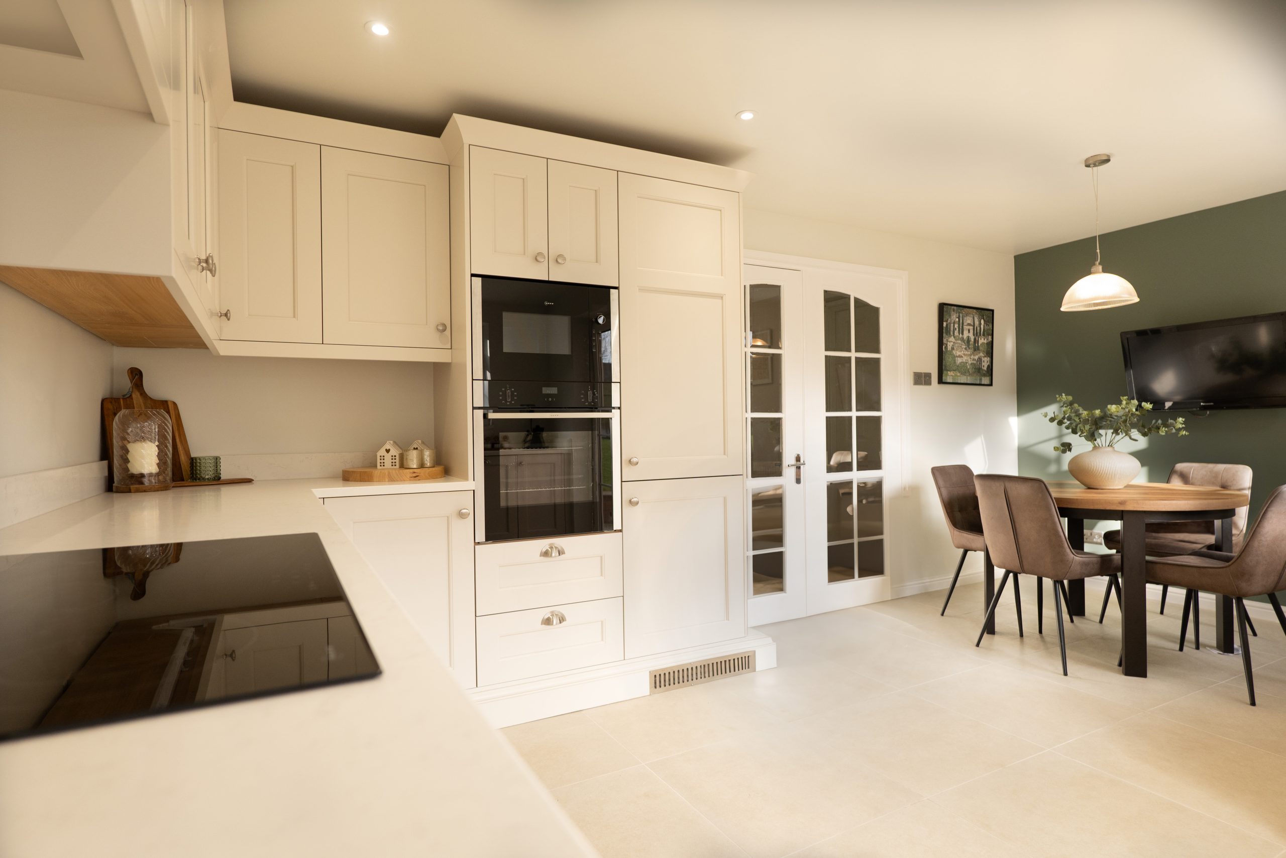 Designing Your Ideal Kitchen: Beauty and Practicality Combined | Mother ...